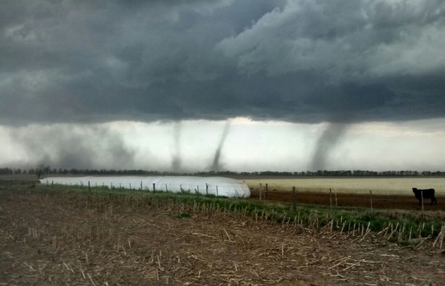 Impactantes imágenes de un "mini tornado" en sur de Córdoba